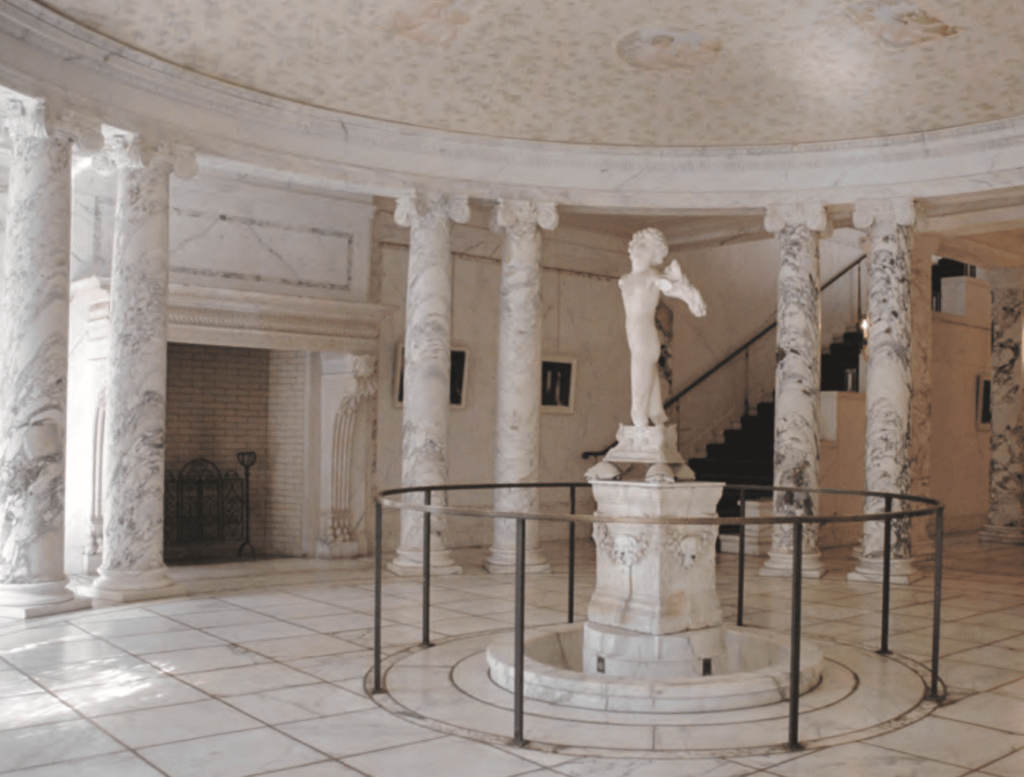 The Payne Whitney Mansion - Villa Albertine